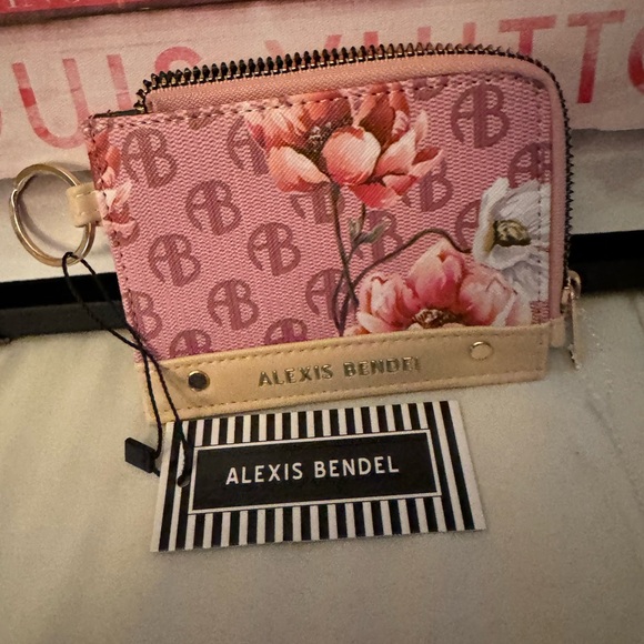 Alexis Bendel | Bags | Nwt Alexis Bendel Pink Floral Cardholderkey Ring ...
